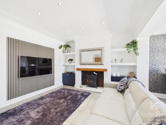 5 bedroom semi detached house for sale in Parkside Drive, Liverpool, Merseyside, L12