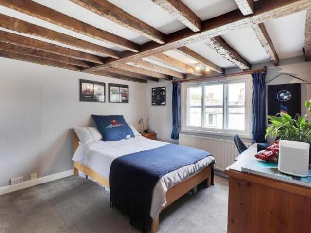 5 bedroom semi detached house for sale in Queen Street, Sandhurst, Kent, TN18 5HY, TN18