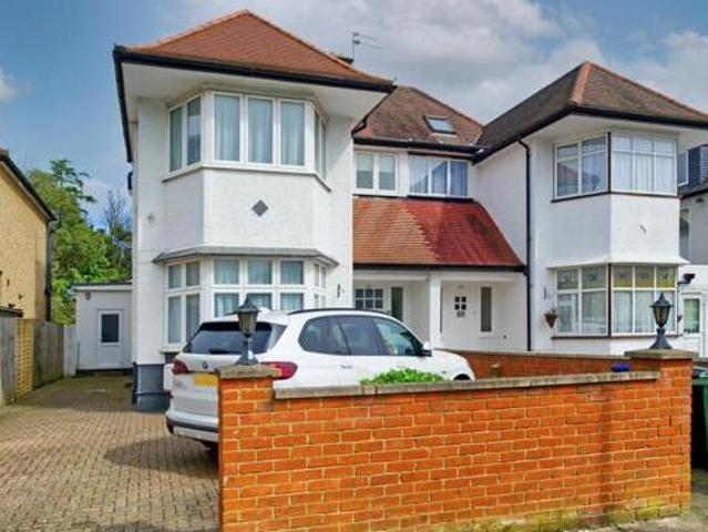 5 Bedroom Semi detached House For Sale In Queens Park