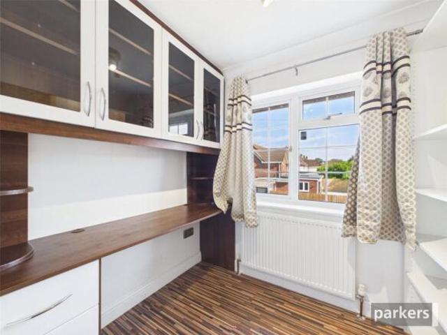 5 bedroom semi detached house for sale in Radnor Road, Earley, Reading, Berkshire, RG6