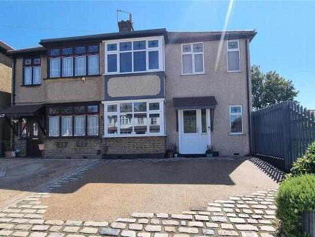 5 Bedroom Semi detached House For Sale In Romford