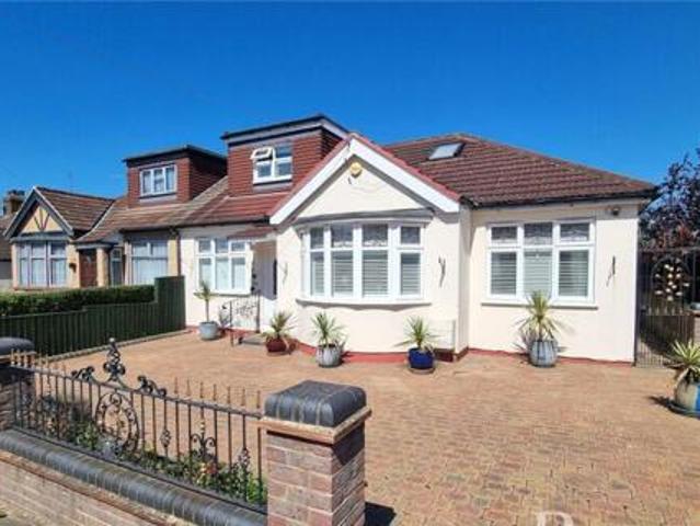 5 Bedroom Semi detached House For Sale In Romford