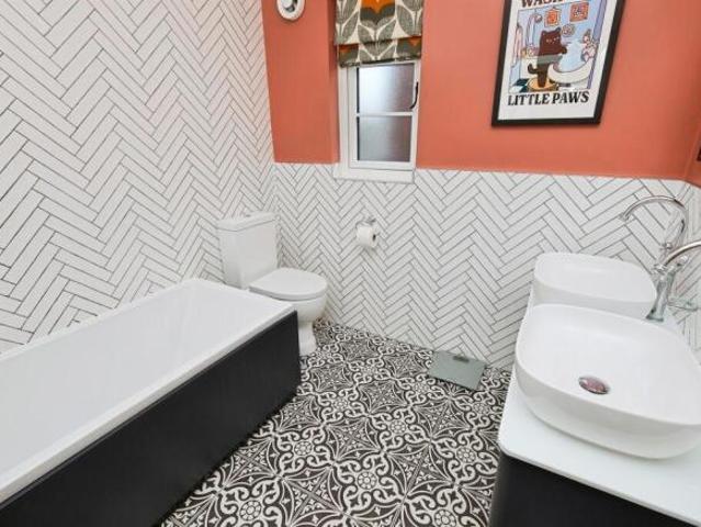 5 bedroom semi detached house for sale in Shardlow Road, Alvaston, Derby, DE24