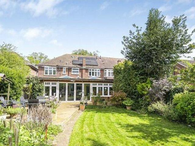 5 Bedroom Semi detached House For Sale In Staines upon thames, Surrey