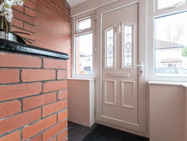 5 bedroom semi detached house for sale in Stroma Road, Liverpool, L18