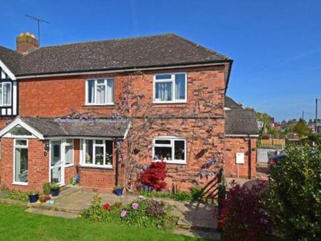 5 Bedroom Semi detached House For Sale In Studley, Warwickshire