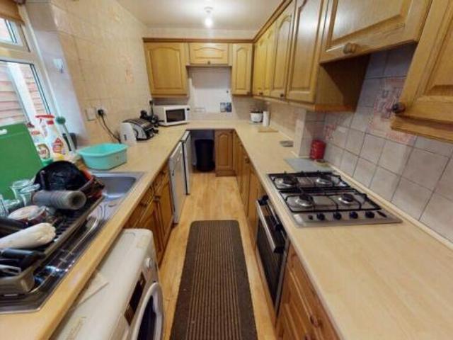 5 bedroom semi detached house for rent in 57 Frederick Road, Selly Oak, Birmingham B29 6NX, B29
