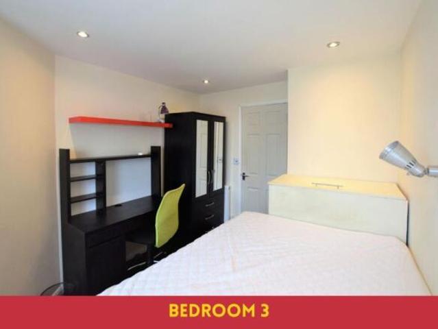5 bedroom semi detached house for rent in 5 Bed Student House Rhodaus Close, CCCU, CT1