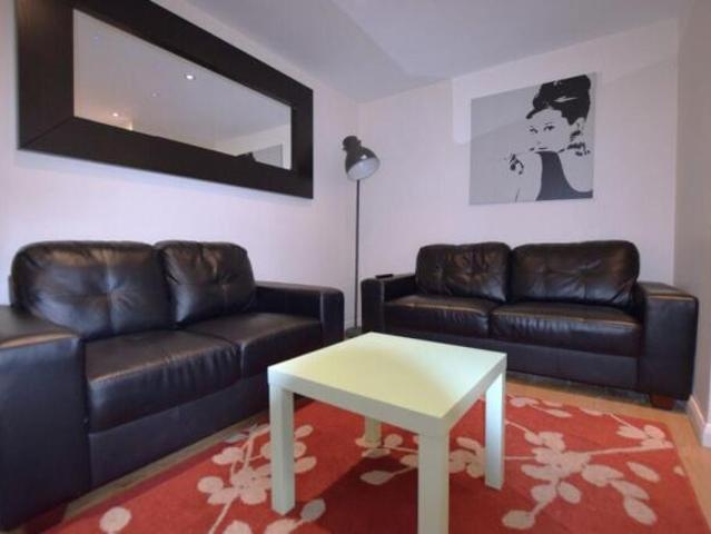 5 bedroom semi detached house for rent in 5 Bed Student House 49 Tunstall Road, UKC, CT2