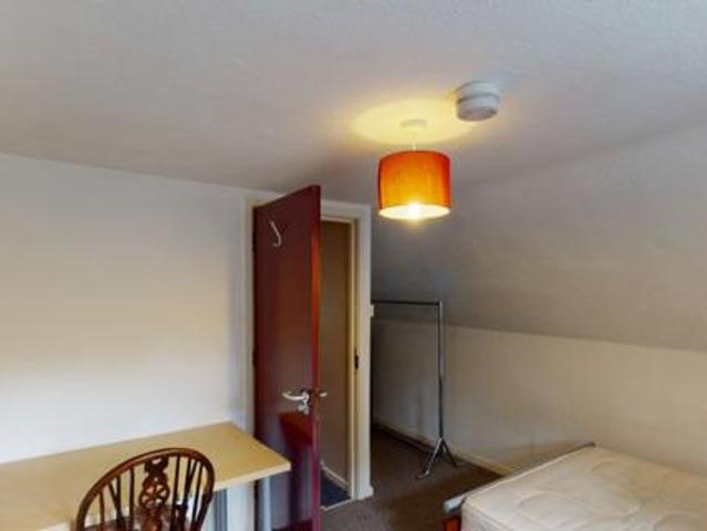 5 Bedroom Semi detached House For Rent In The Arboretum, Nottingham