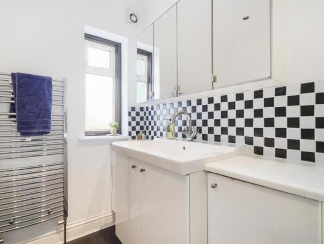 5 bedroom semi detached house for rent in Watford Road, Harrow, HA1
