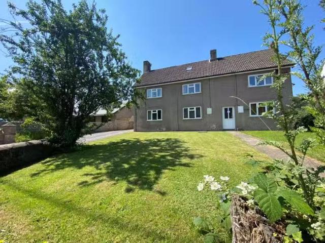 5 bedroom semi detached house for rent in Yew Tree Cottage, St.