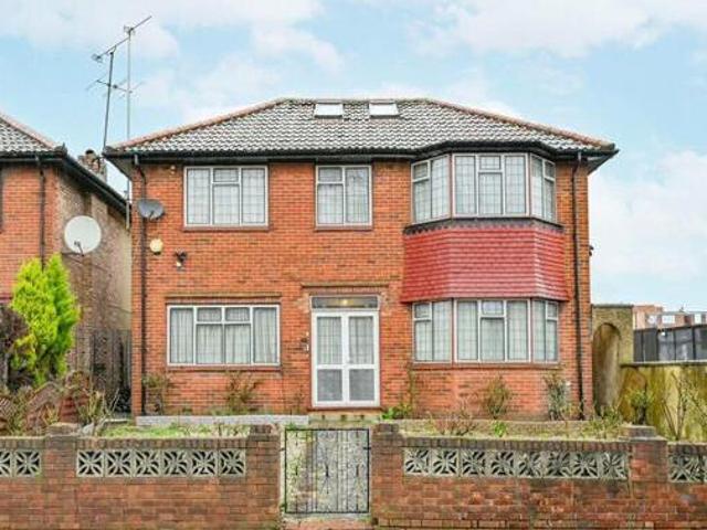 5 Bedroom Semi detached House For Rent In Acton, London