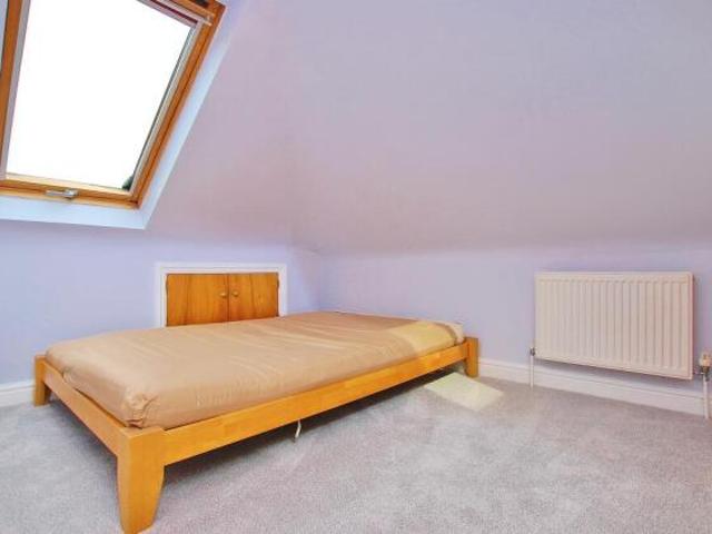 5 bedroom semi detached house for rent in Aldershot Road, Guildford, Surrey, GU2