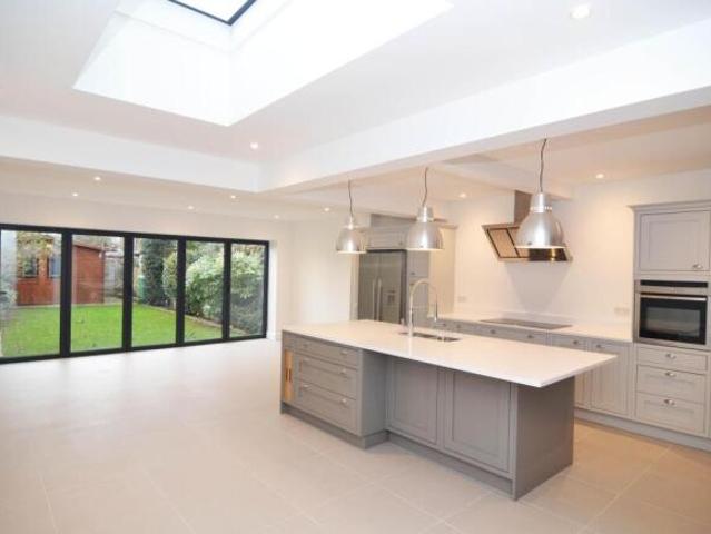 5 bedroom semi detached house for rent in Atbara Road, Teddington, TW11