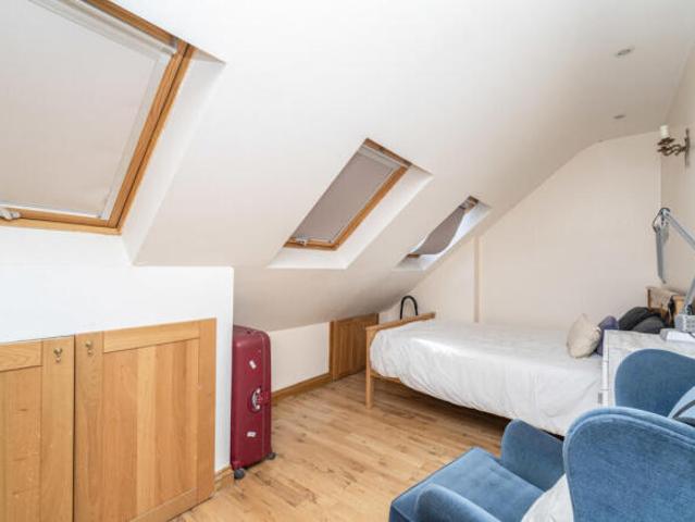5 bedroom semi detached house for rent in Brunswick Road, London, W5