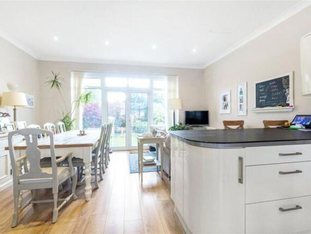 5 bedroom semi detached house for rent in Burdett Avenue, Wimbledon, London, SW20