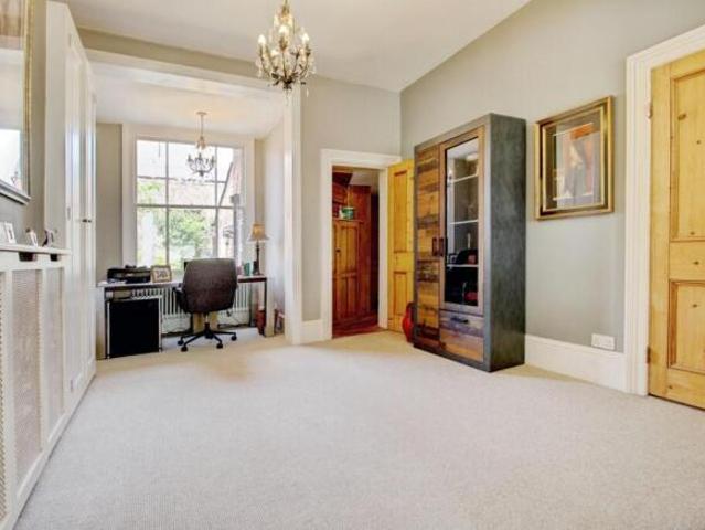 5 bedroom semi detached house for rent in Chester House, Leicester Street, Leamington Spa, CV32