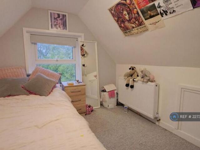 5 bedroom semi detached house for rent in Church Road, St. George, Bristol, BS5