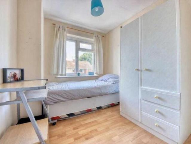 5 bedroom semi detached house for rent in College Road, Canterbury, CT1