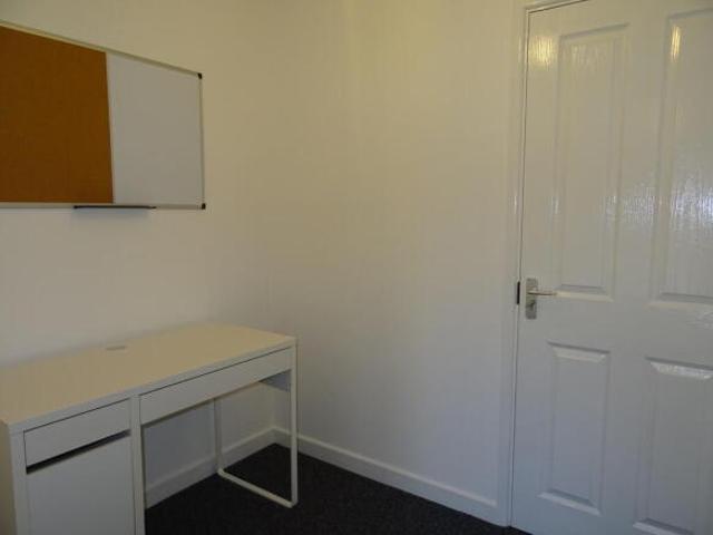5 bedroom semi detached house for rent in Founder Close, Canley, Coventry, CV4
