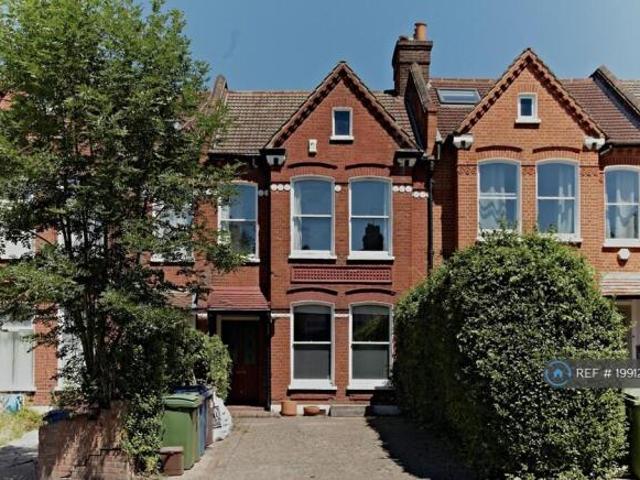 5 bedroom semi detached house for rent in Croxted Road, London, SE24