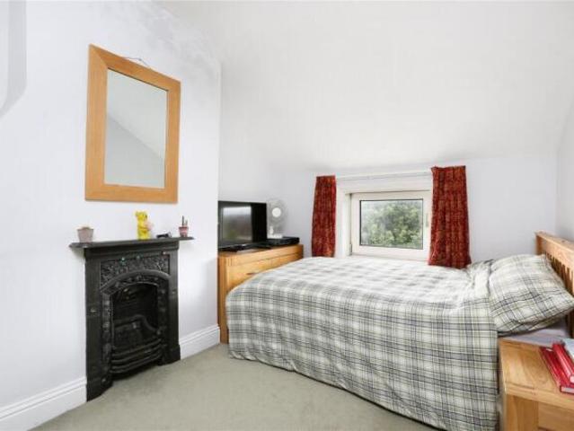 5 bedroom semi detached house for rent in Effingham Road, St Andrews, Bristol, BS6