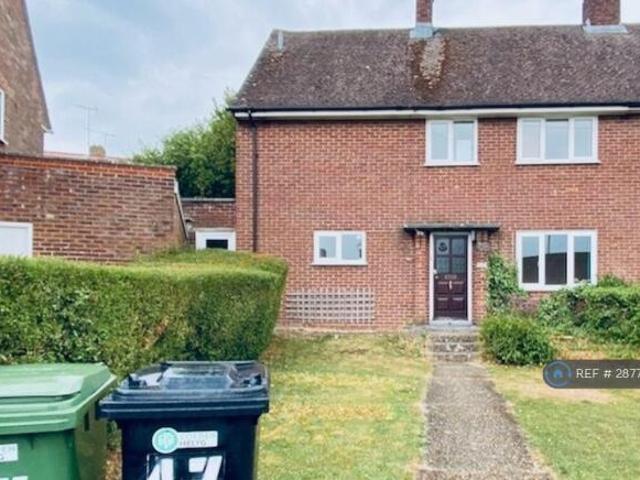 5 bedroom semi detached house for rent in Fox Lane, Winchester, SO22