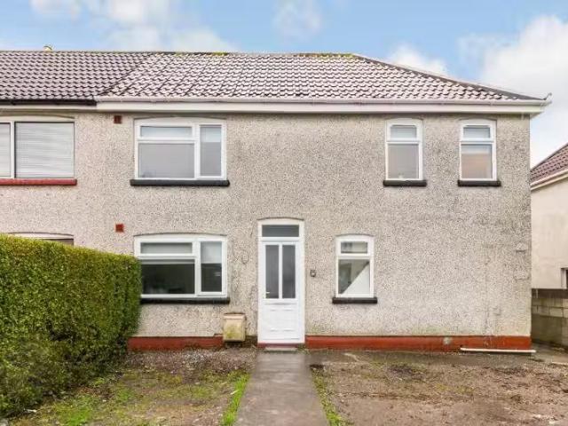 5 bedroom semi detached house for rent in Gaynor Road, Filton.