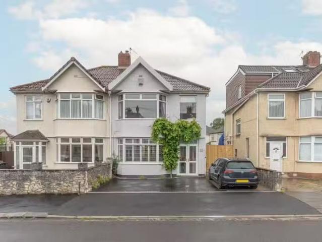 5 bedroom semi detached house for rent in Hendre Road Ashton.