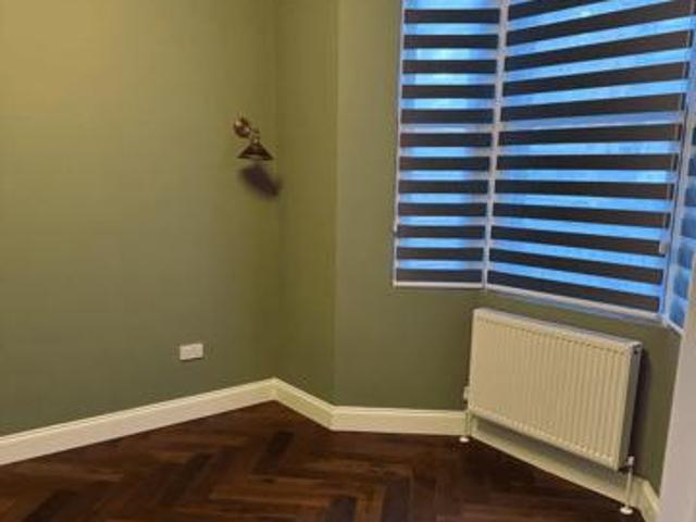 5 Bedroom Semi detached House For Rent In Ilford