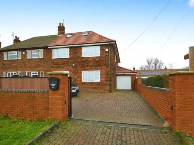5 bedroom semi detached house for rent in Ings Lane, Whitton.