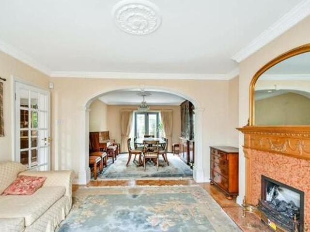 5 Bedroom Semi detached House For Rent In Kingston Vale, London