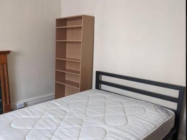 5 Bedroom Semi detached House For Rent In Lenton, Nottingham