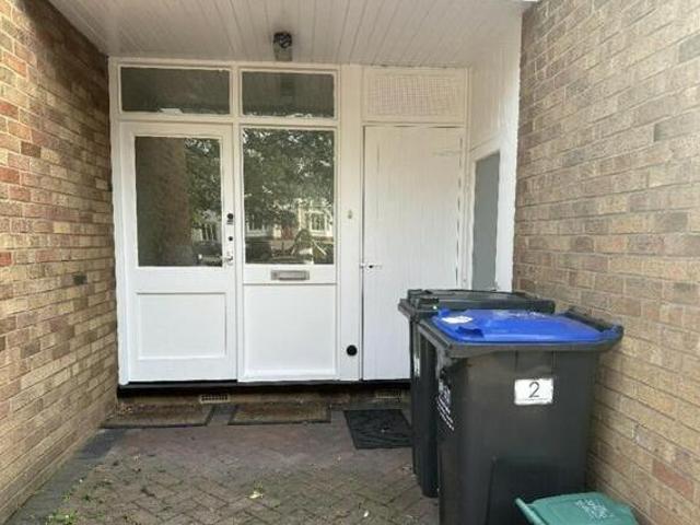 5 Bedroom Semi detached House For Rent In Leamington Spa, Warwickshire