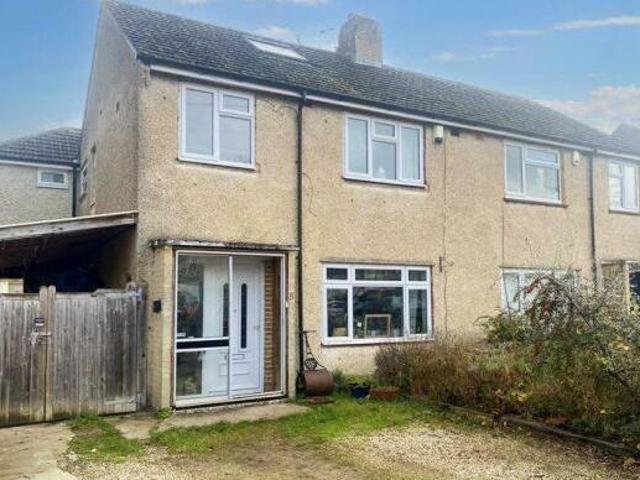 5 Bedroom Semi detached House For Rent In Marston