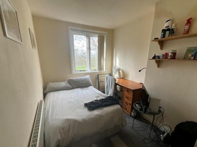 5 Bedroom Semi detached House For Rent In Nottingham, Nottinghamshire