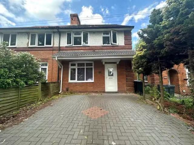 5 bedroom semi detached house for rent in Olton Boulevard East.