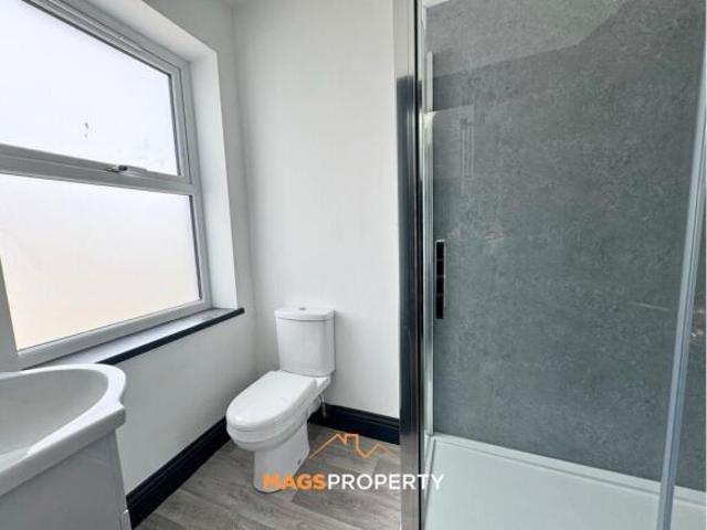 5 bedroom semi detached house for rent in Osborne Road, Tuebrook, L13