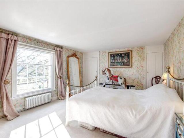 5 bedroom semi detached house for rent in Pound Lane, Sevenoaks, Kent, TN13