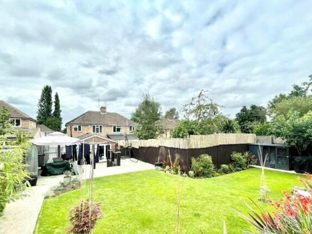 5 Bedroom Semi detached House For Rent In Reading, Berkshire
