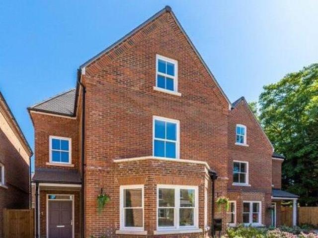5 Bedroom Semi detached House For Rent In Richmond