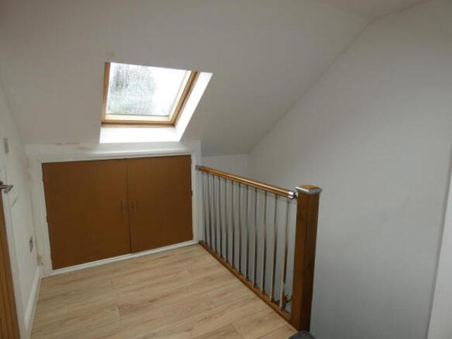 5 bedroom semi detached house for rent in Runley Road, LUTON, LU1