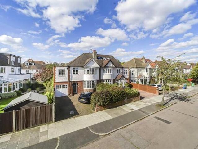 5 bedroom semi detached house for rent in Spencer Road, Twickenham, TW2