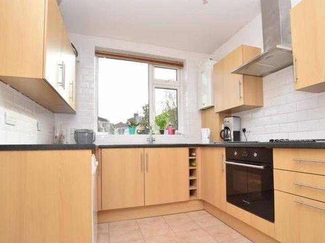 5 bedroom semidetached house for rent in Boverton Road BS34