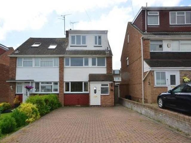 5 bedroom semidetached house for rent in Chestfield Close Rainham ME8