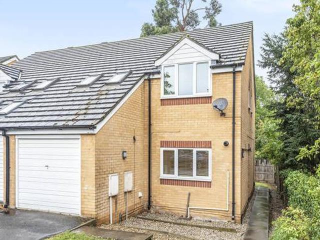 5 bedroom semidetached house for rent in Enniskillen Road Cambridge CB4