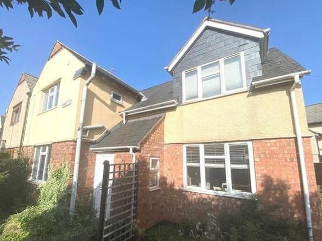 5 bedroom semidetached house for rent in Hawke Street DERBY DE22