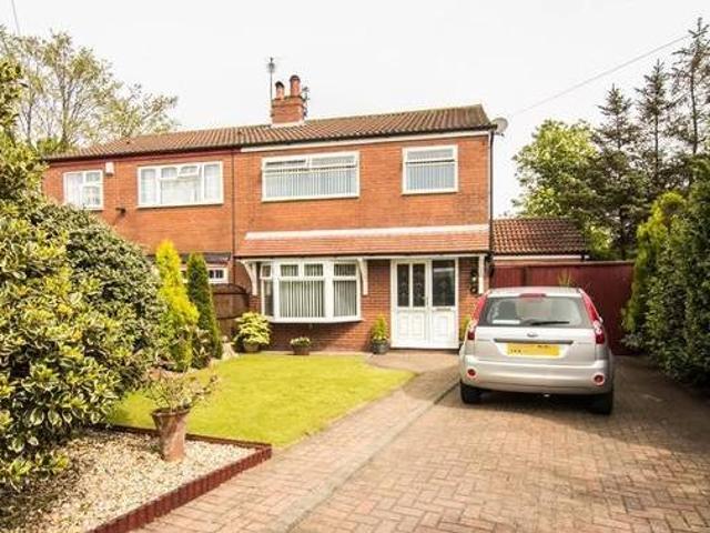 5 bedroom semidetached house for rent in Sephton Drive Ormskirk L39