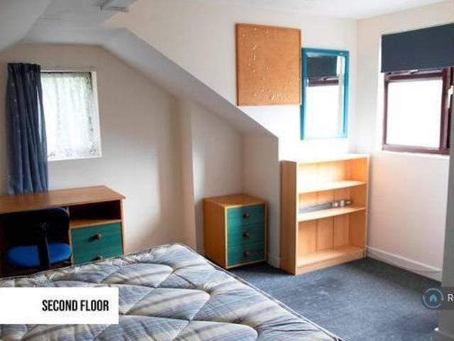 5 bedroom semidetached house for rent in Shrubland Street Leamington Spa CV31